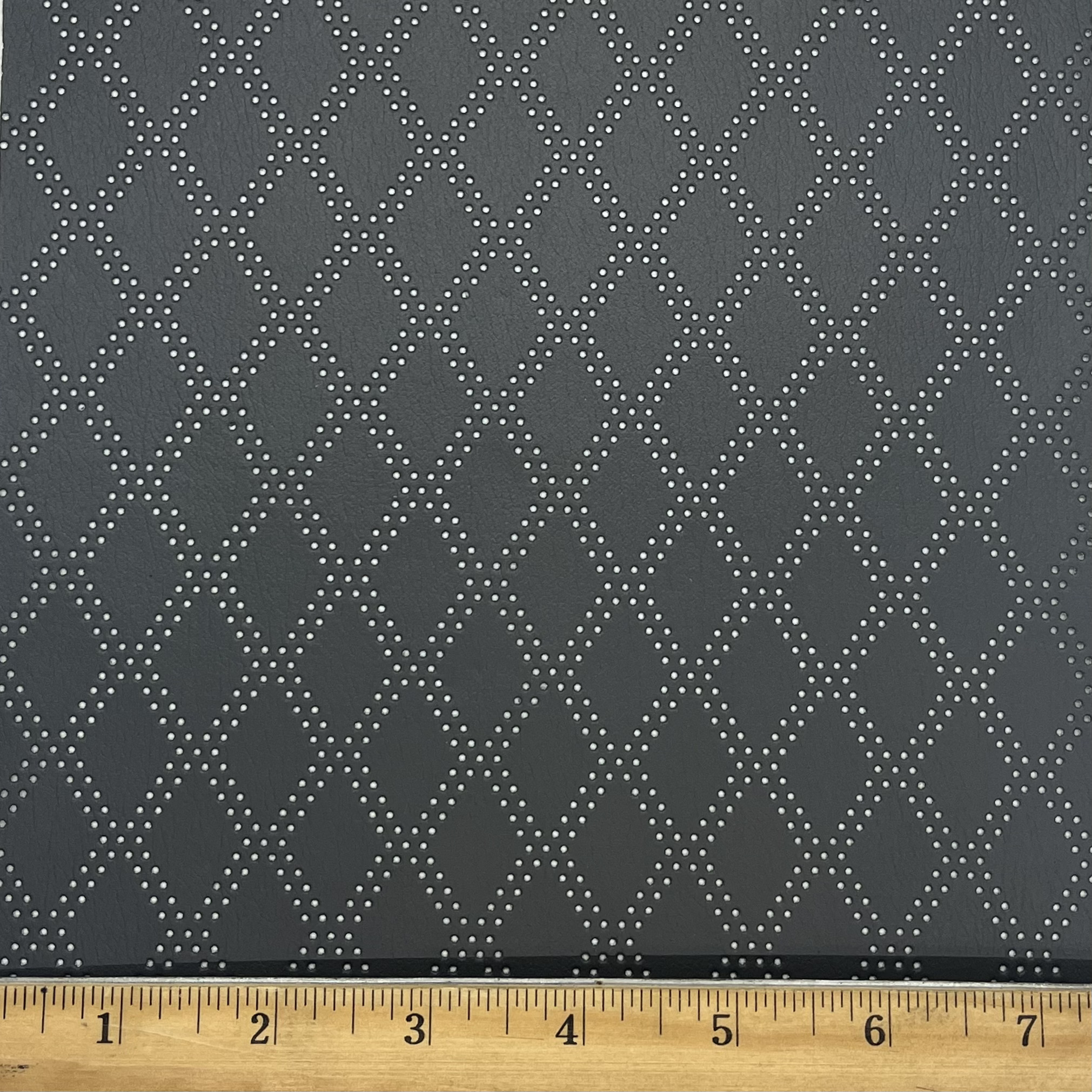 QUILTED DIAMOND - Rainbow Leather